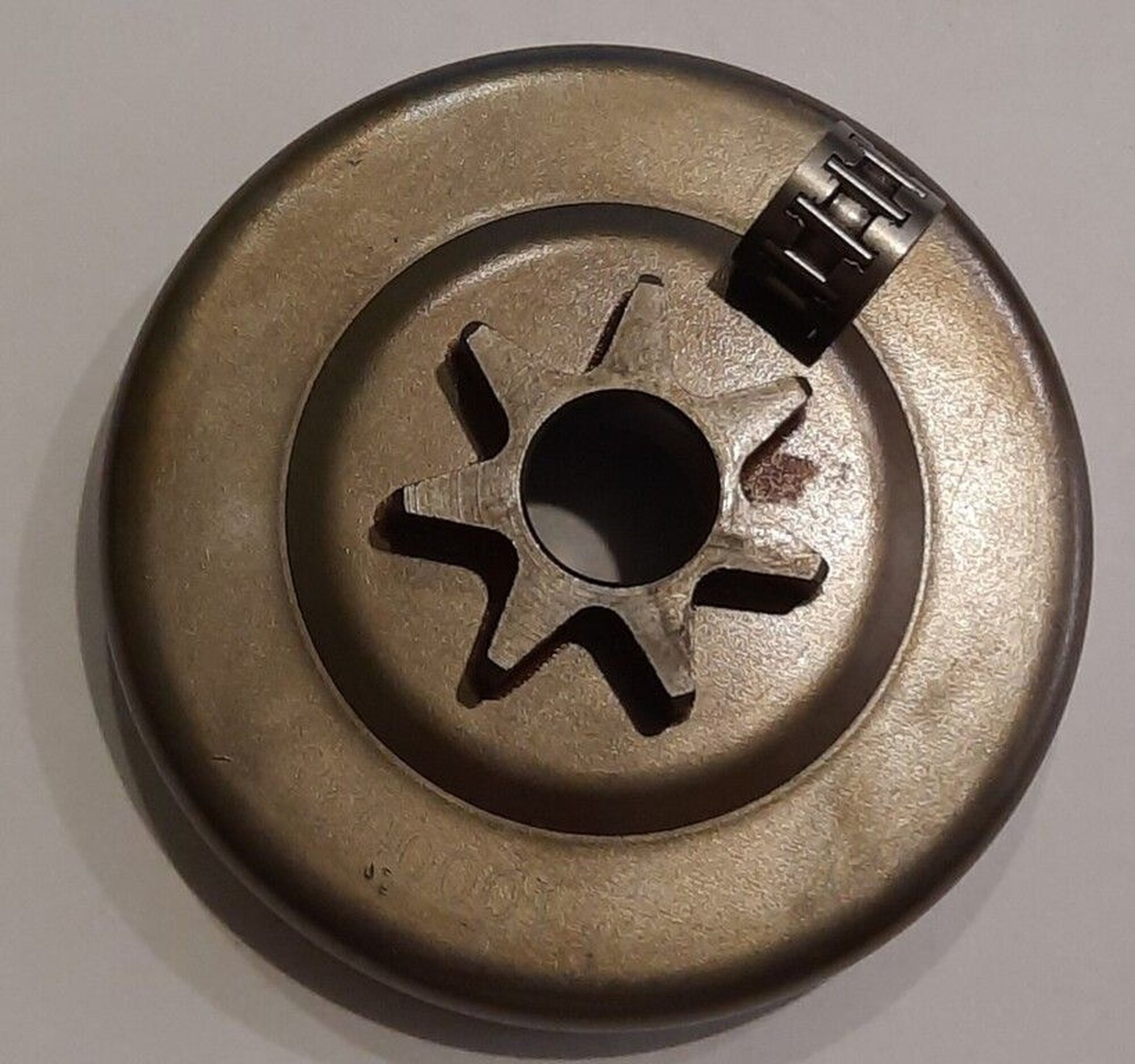 Барабан сцепления для бензопилы Echo CS-3700ES и Echo CS-4200ES