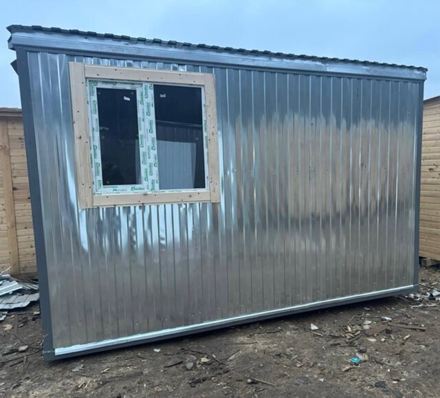 Блок-контейнер бытовка распашонка, на металлическом каркасе, 4x2,4 м с доставкой