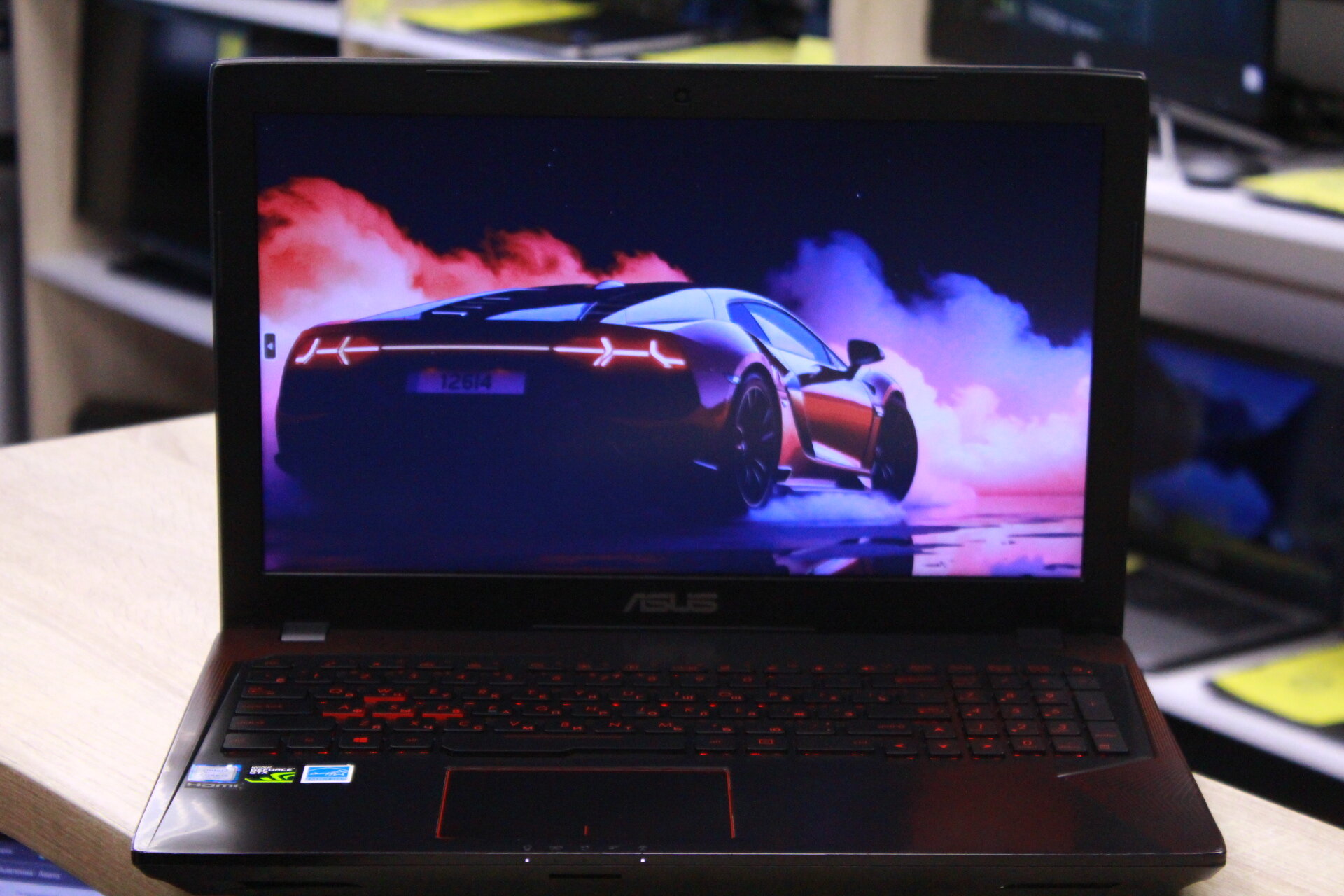 Ноутбук Asus FZ53VD7300-1B4DSFQ4X10/Intel Core i5-7300HQ/GTX 1050/8/256/Win10+MS Office