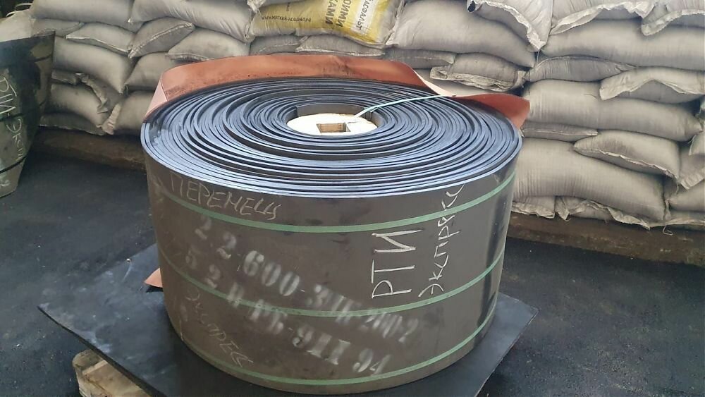 Лента транспортерная (конвейерная) ширина 600 мм, толщина 9-10 мм, 3 слоя ткани, резинотканевая, длина 1 метр