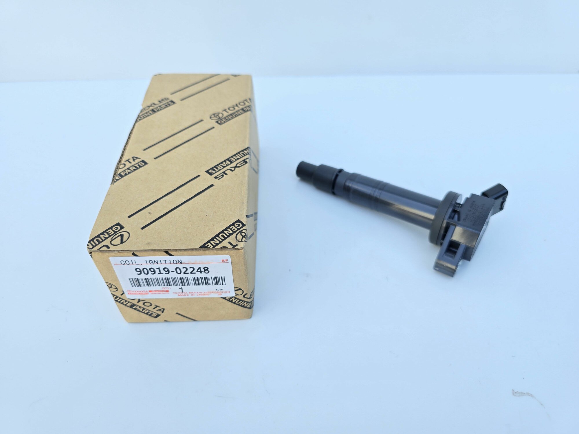 Катушка зажигания Camry (V30, V40, V50) 01-, Rav4 (A20, A30) 00-, LC Prado (120, 150) 02-