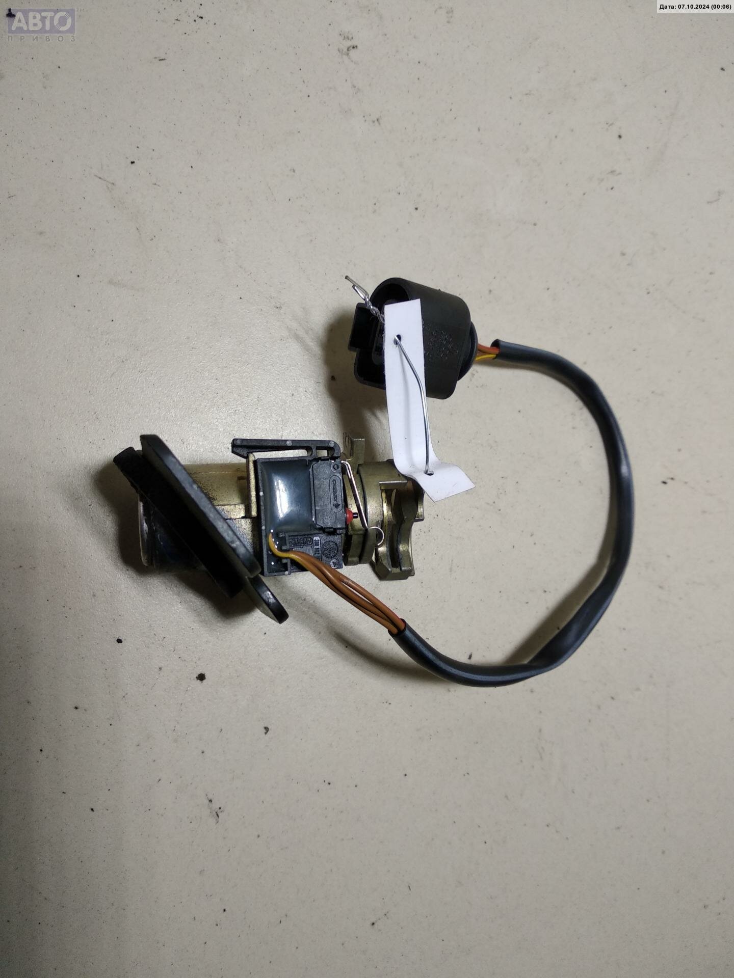 Личинка замка багажника Volkswagen Passat B5+ (GP)