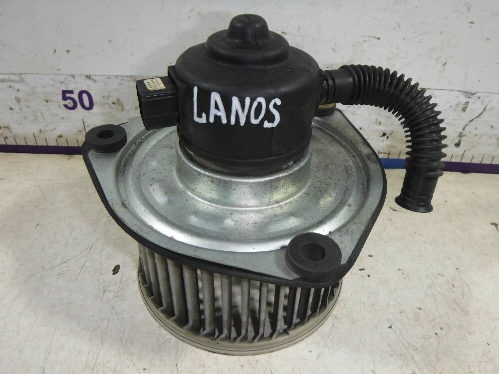 Моторчик отопителя Chevrolet Lanos 96271363