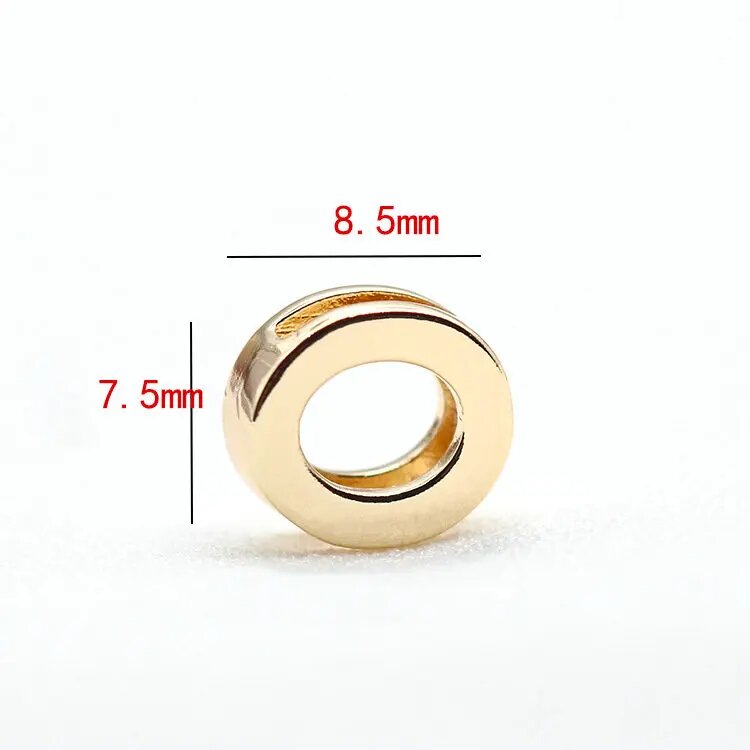 Латунные буквы алфавита 14К золотопокрытие Florainer Tina 10 шт.