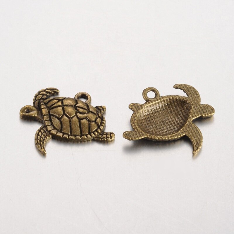 Подвеска, 20х17х2.5мм, плывущая морская черепаха, базовый материал - цинковый сплав, бронзовая, 1 шт.