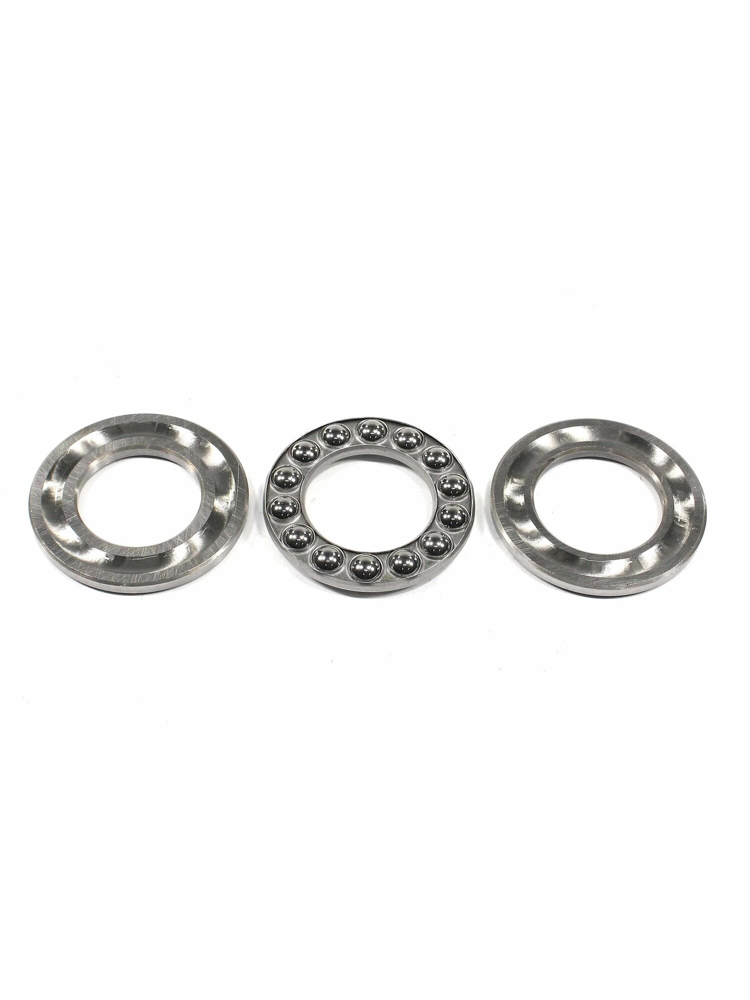 Подшипник 8207 шкворня ГАЗ-3310