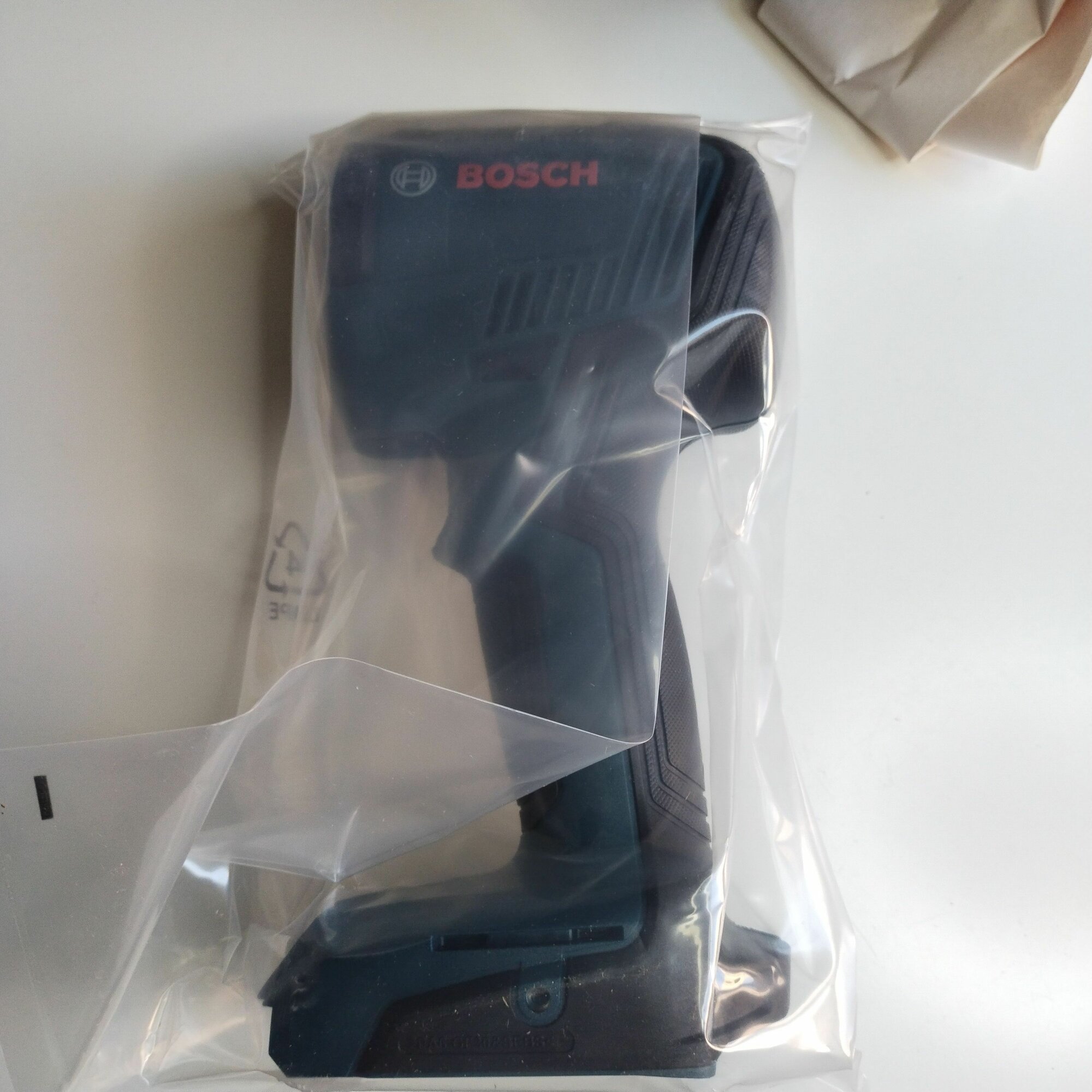 Оригинал: Корпус BOSCH для GSB 18V-50, GSB 18V-55, GSR 18V-50, GSR 18V-55 16058065S4