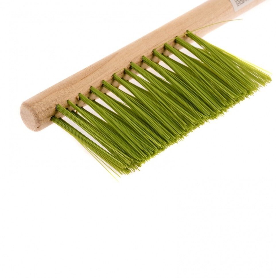 Щетка-сметка трехрядная, 320 мм, деревянная ручка Сибртех 84632