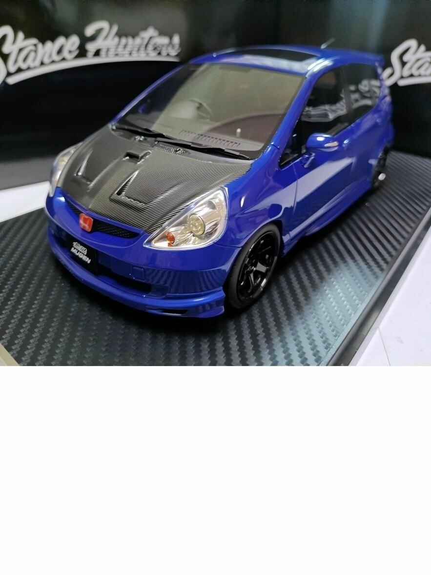 Машинка Stance Hunters 1/18 Honda Fit modified Mugen Jazz Blue Resin Car Model Collection Toy Gift