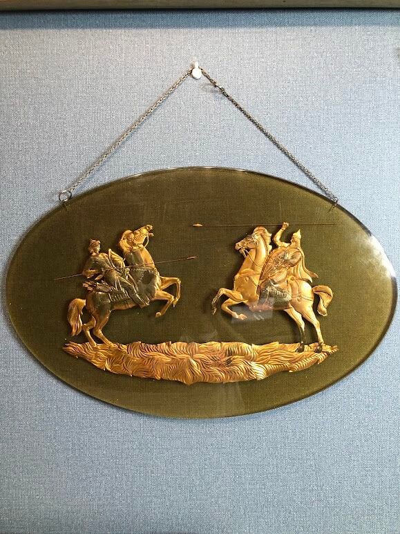 Панно винтажное 60-е г. СССР "поединок", 58*38см, закаленное стекло, медь, чеканка, позолота. Редкость!