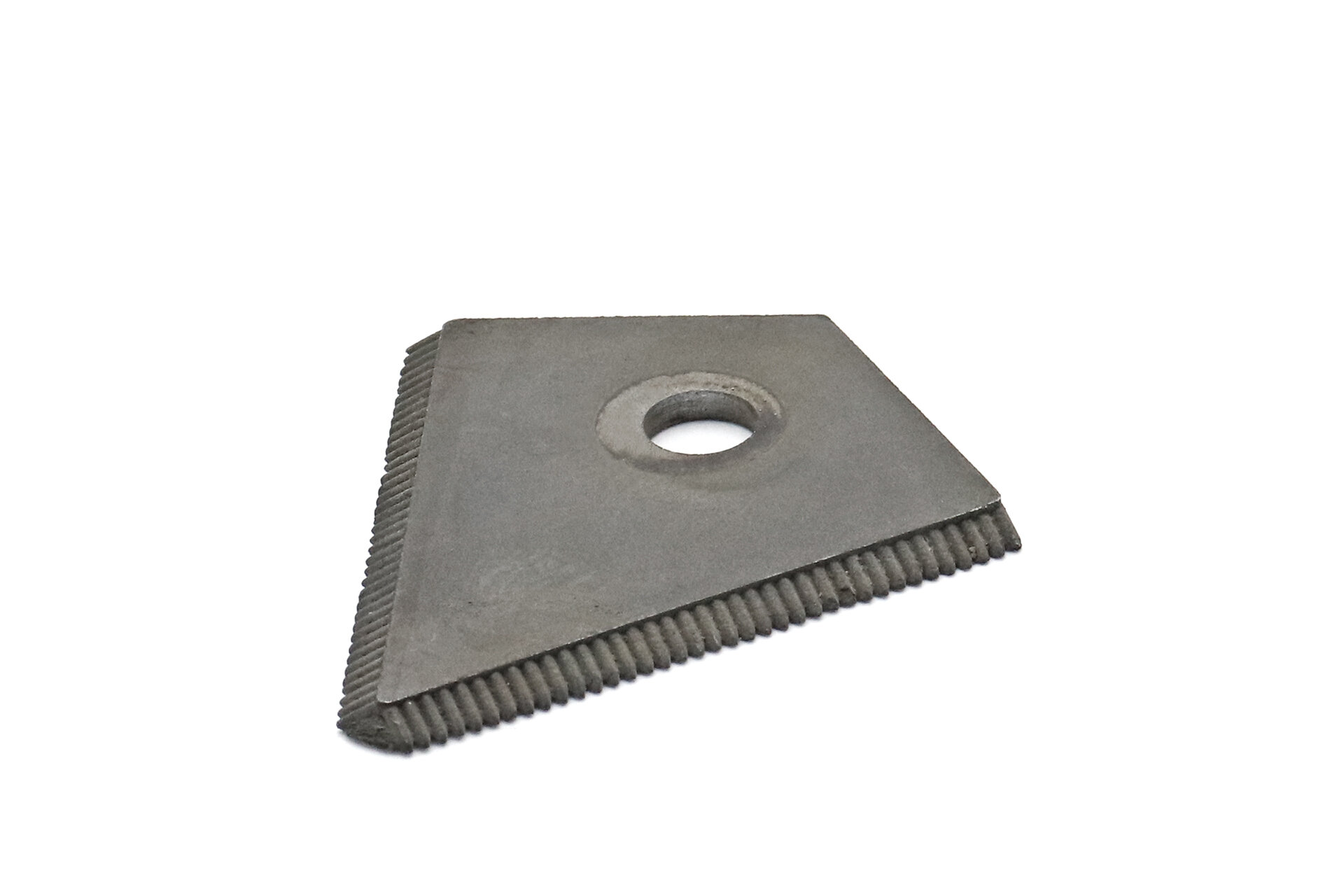 Нож косилки сегментной неподвижный широкий (зубчатый) (подходит на роторную косилку)