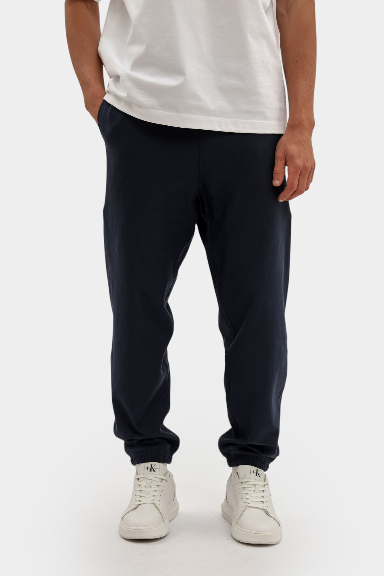 Брюки спортивные