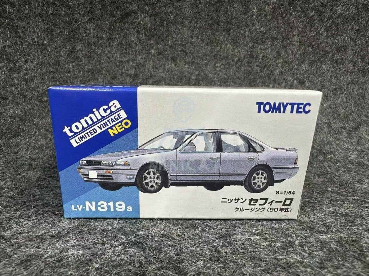 Машинка TOMYTEC TLV 1/64 2024/10 Tomytec TLV LV-LV-N319a Nissan Cefiro Silver 90 years Die-cast Alloy Car Model Collection Gifts