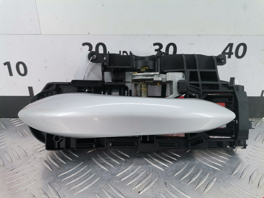 Ручка двери наружная передняя левая BMW 5-Series (F07/F10/F11/F18) 51217265083 арт. 1809214