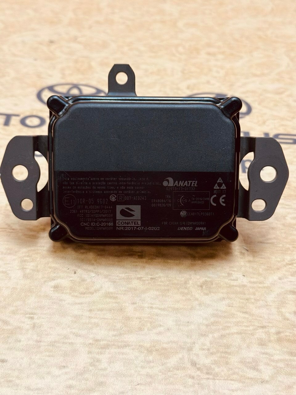 8821006050 Радар дистроник передний Toyota Lexus