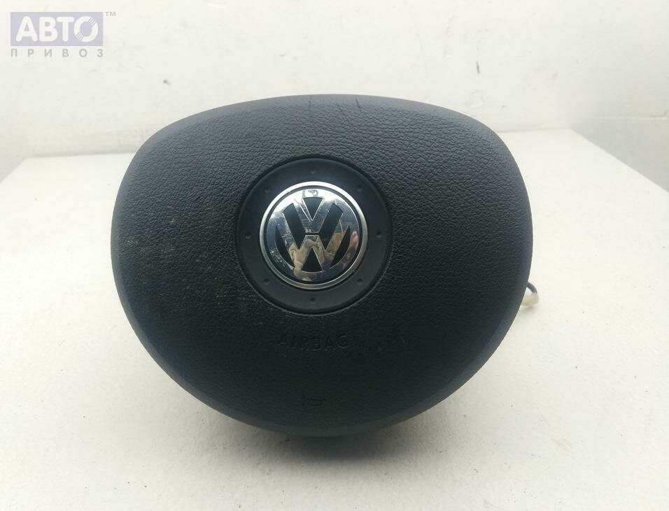 Подушка безопасности (Airbag) водителя Volkswagen Golf-5