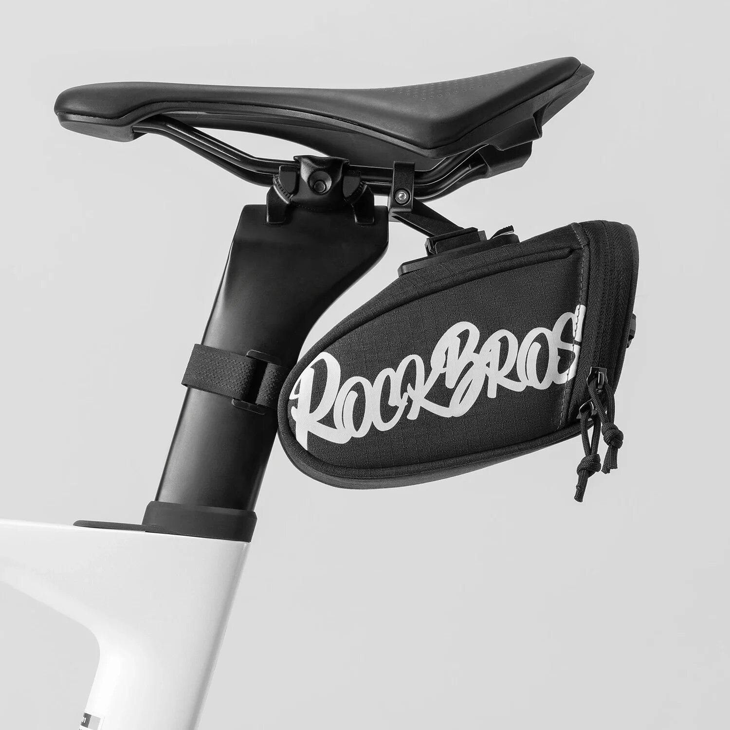 ROCKBROS Сумка на подседельный штырь, 0.8L, черная