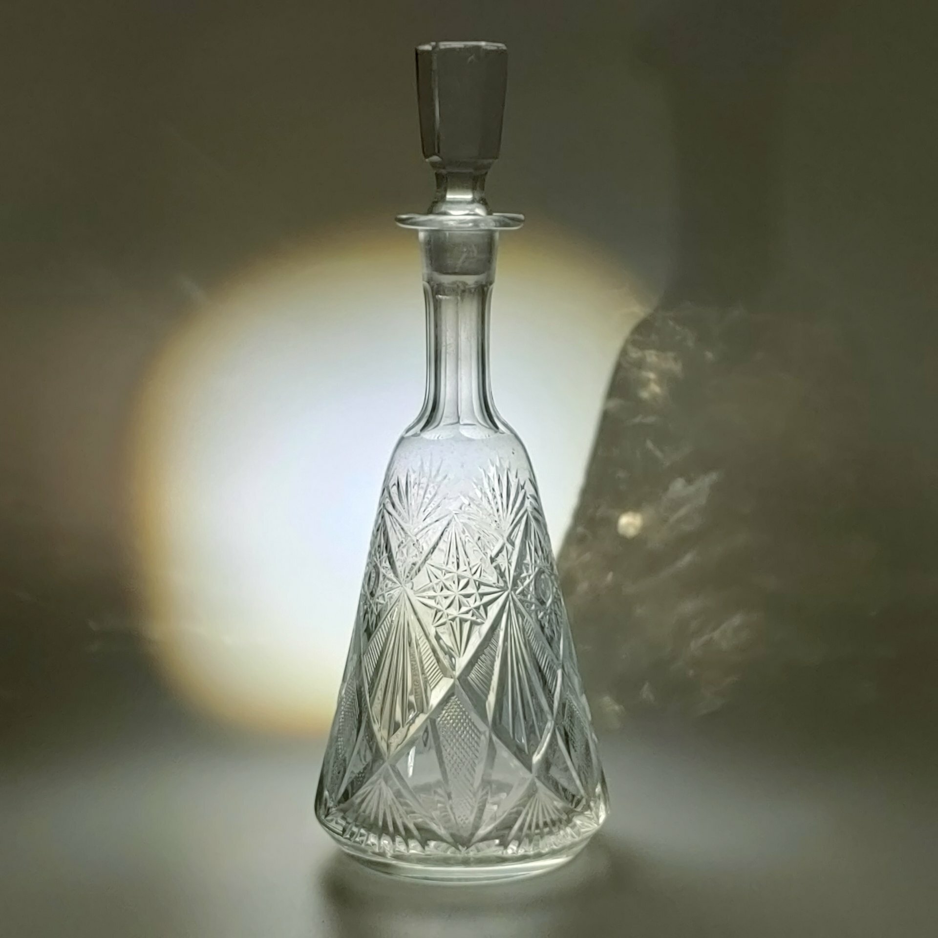 Штоф с рельефным декором, хрусталь, алмазная грань, СССР, 1980-1990 гг.