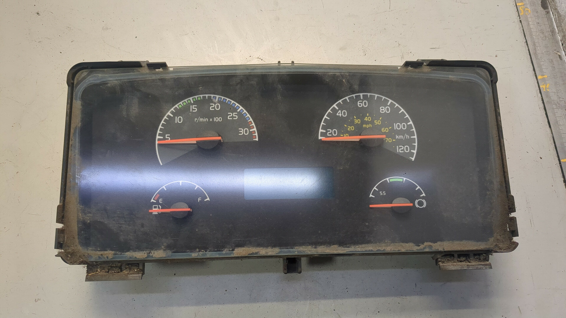 Приборная панель Volvo FL Б/У