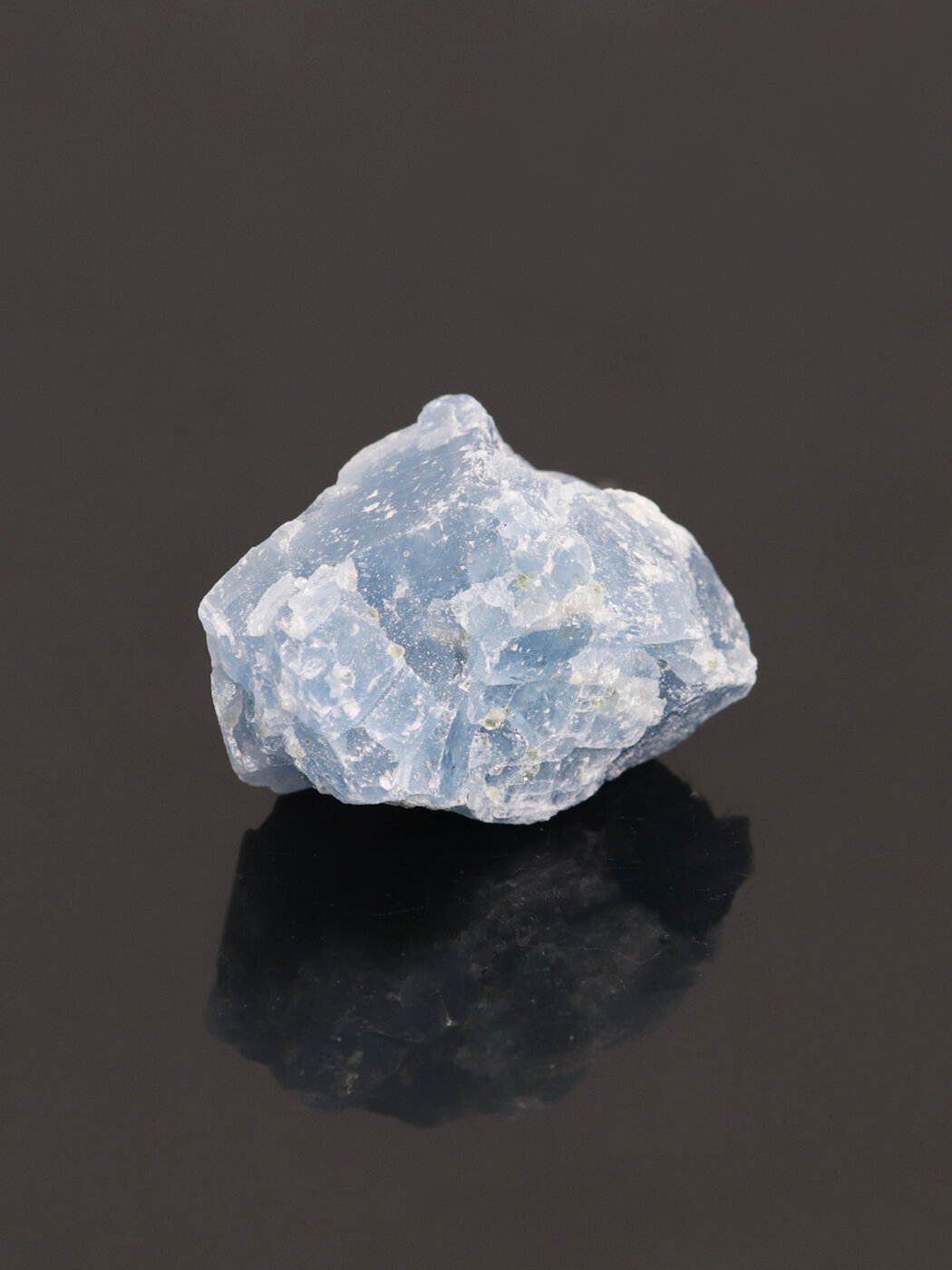 Кальцит Голубой необработанный, натуральный камень/минерал (20-30 г, 2,4-3,4 см)