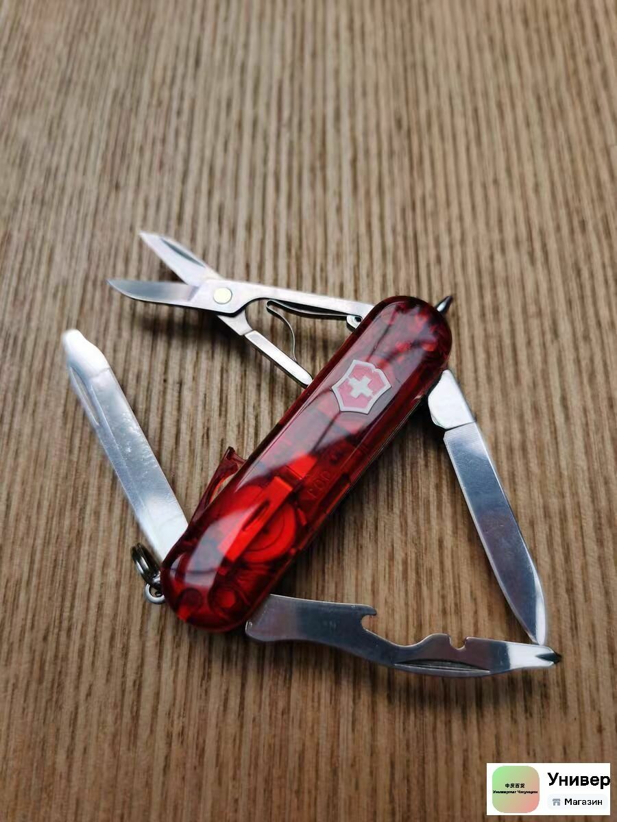 Victorinox Midnite Manager 0.6366. T Многофункциональный нож с LED-фонарем