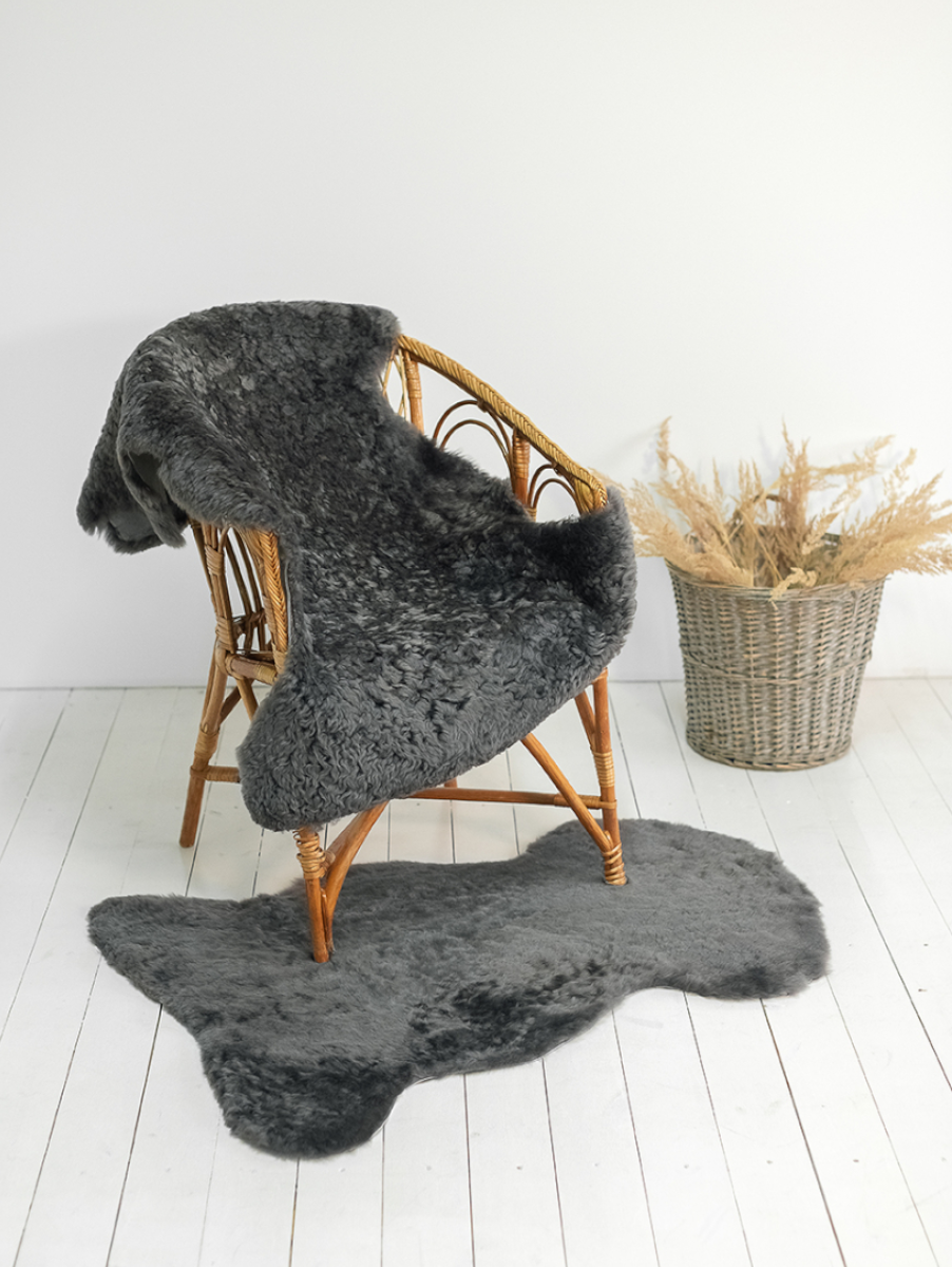 Натуральная новозеландская шкура овцы "муар" высшего сорта Shkura-Dekor графит