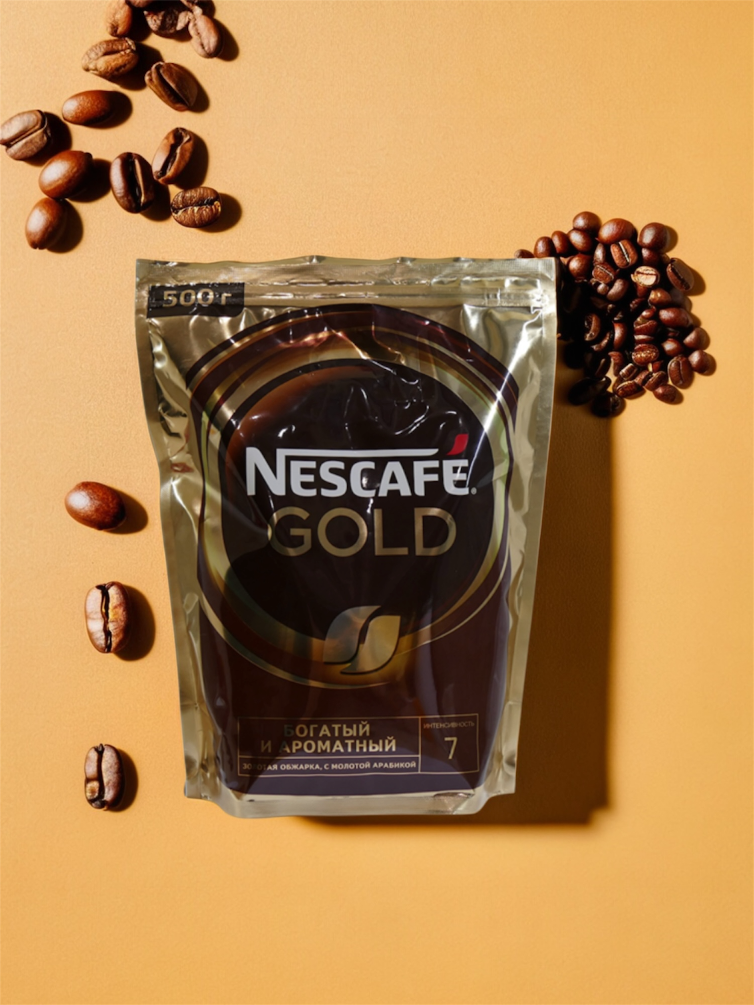 Кофе Nescafe Gold 500г растворимый сублимированный кофе с добавлением натурального жареного молотого кофе
