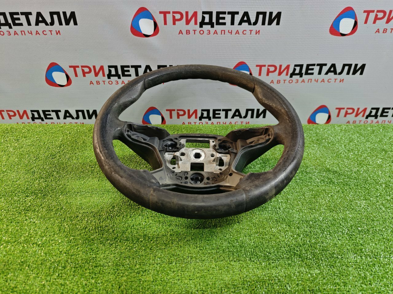 Руль Ford Focus 1.6 XTDA 2012 (б/у)