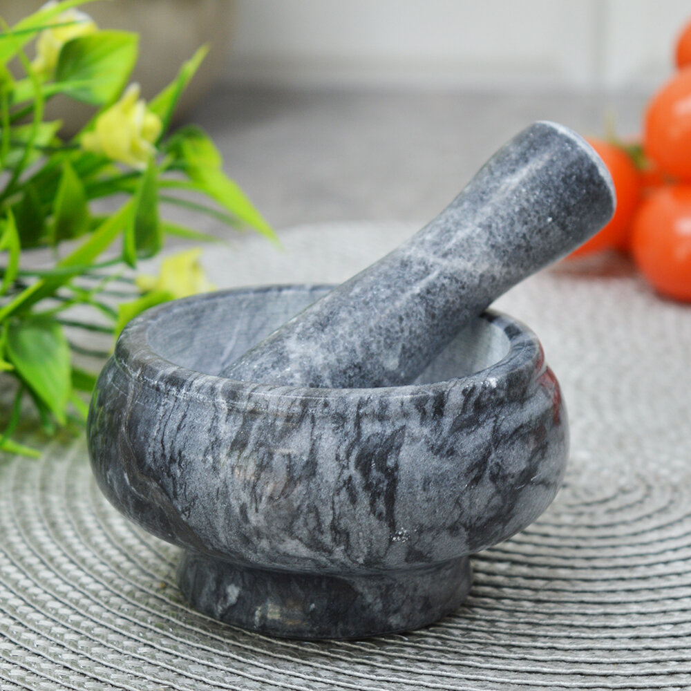 Ступка с пестиком из мрамора 9х4,5 см, для специй и трав, прочная и устойчивая