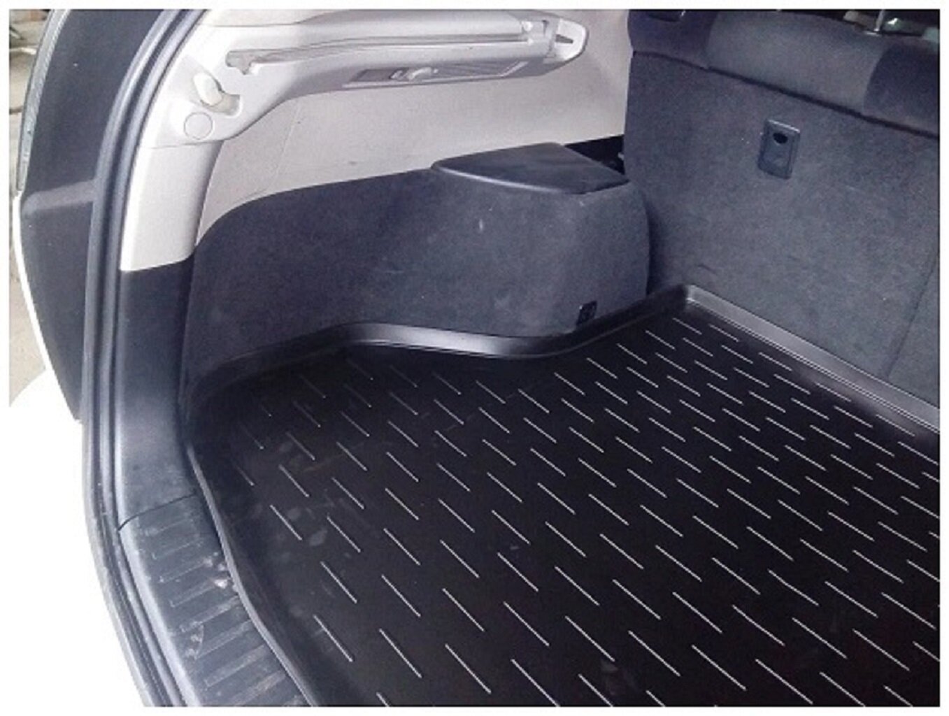 Lexus RX (XU30) (2003-10)/Toyota Harrier (2003-2013)модельный коврик в багажник