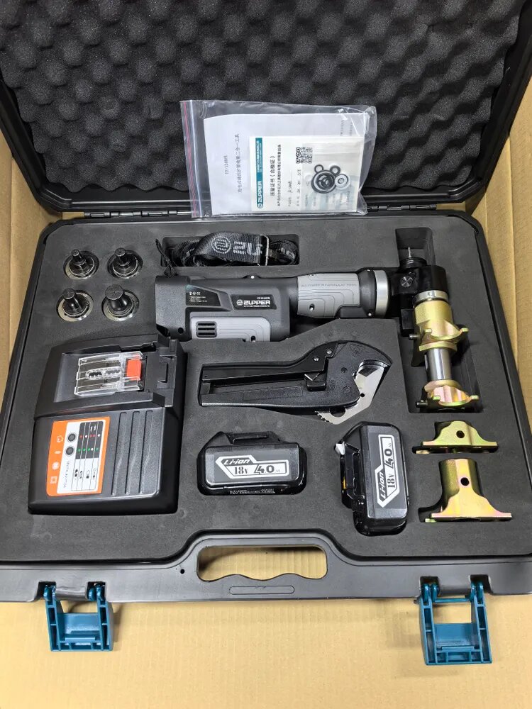 Zupper PZ-1240 PE аккумуляторный аксиальный пресс для труб из сшитого полиэтилена