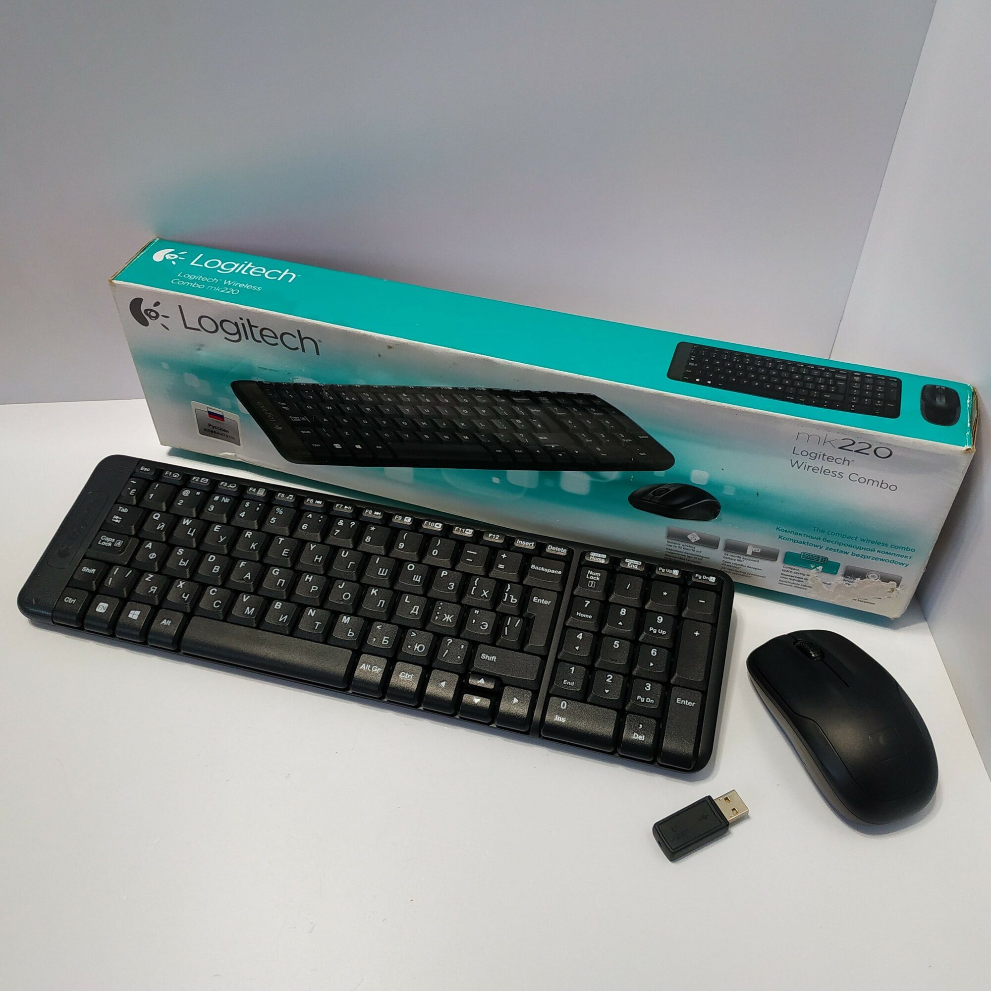 Комплект клавиатура + мышь Logitech MK220