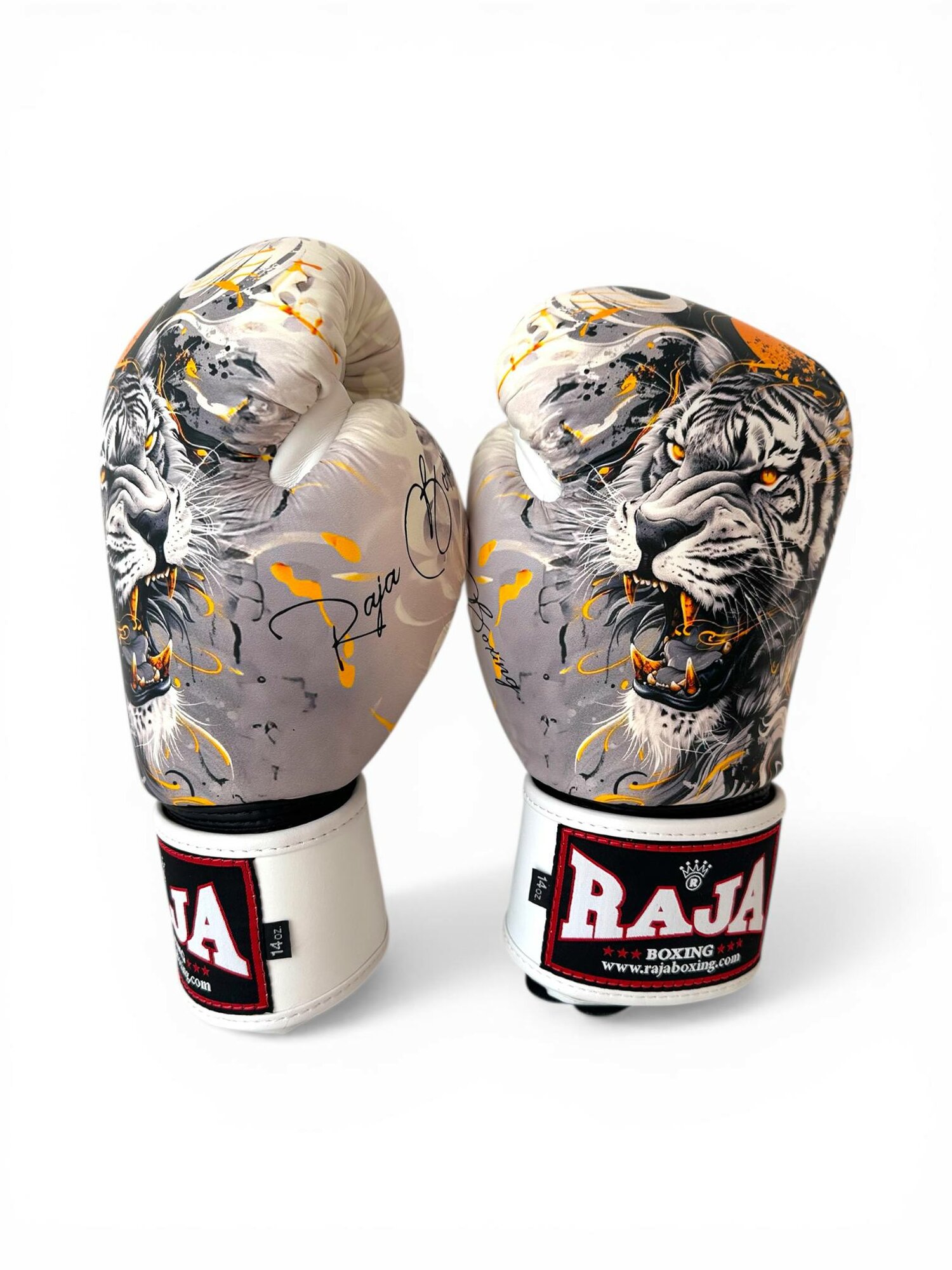 Боксёрские перчатки Raja White Tiger 10oz