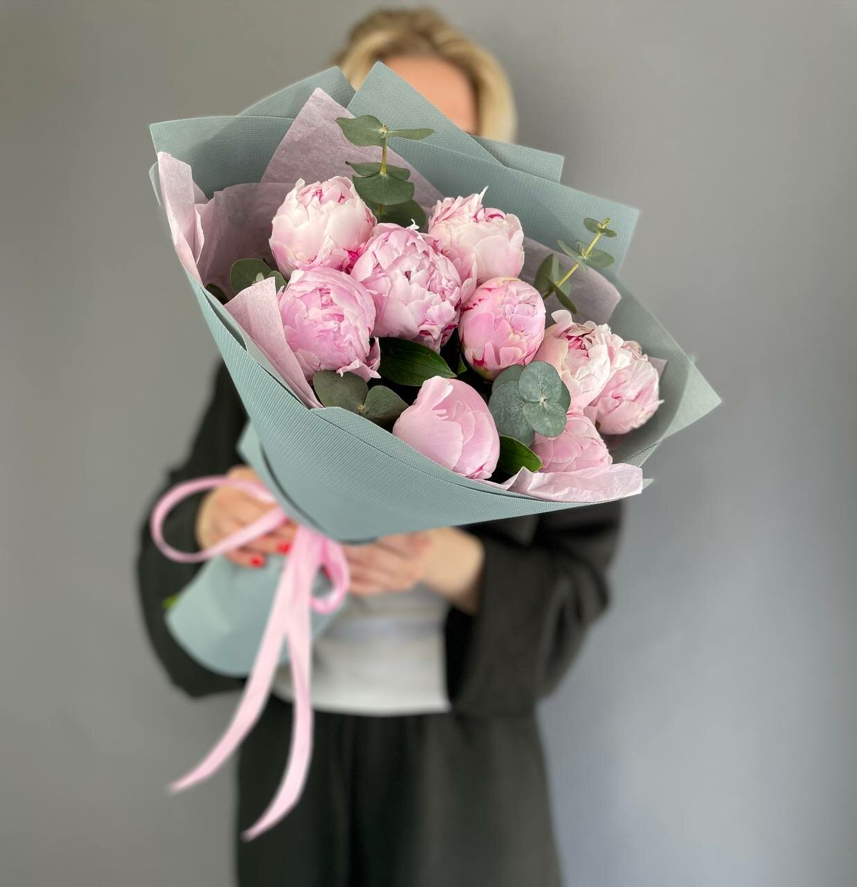 Букет "Розовые пионы сара бернард" 9 штук, размер M, от "Di_Flowerslab"