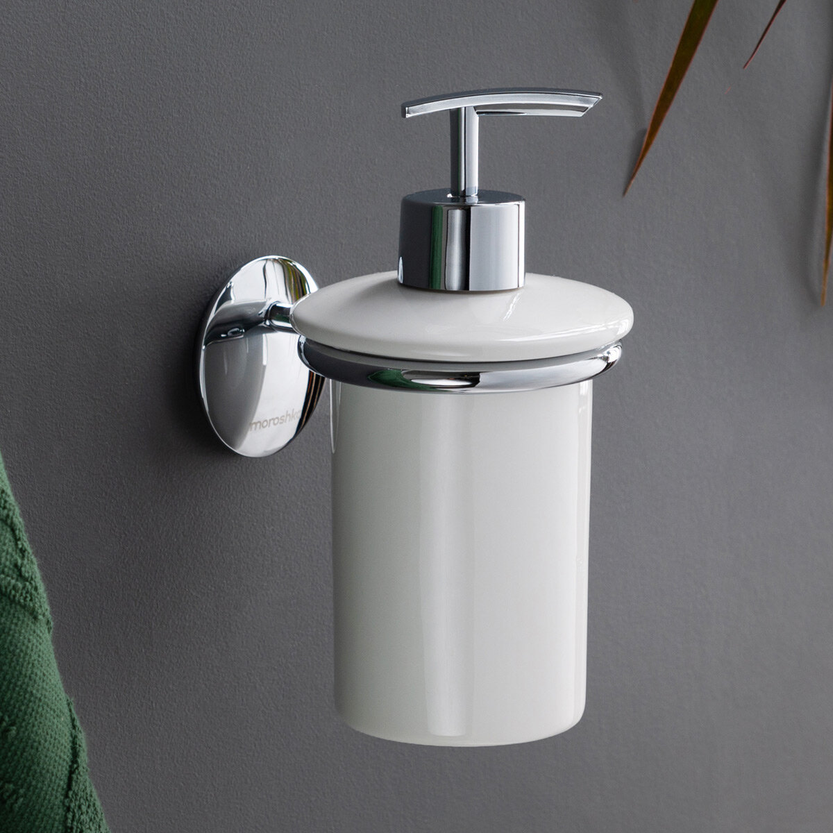 Дозатор для мыла настенный из керамики 350 мл Lirio Moroshka цвет Хром