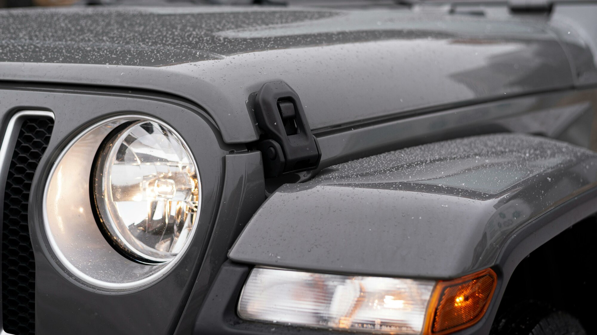 Картина на холсте 60x110 LinxOne "Автомобиль, интерьер для дома / декор на стену / дизайн