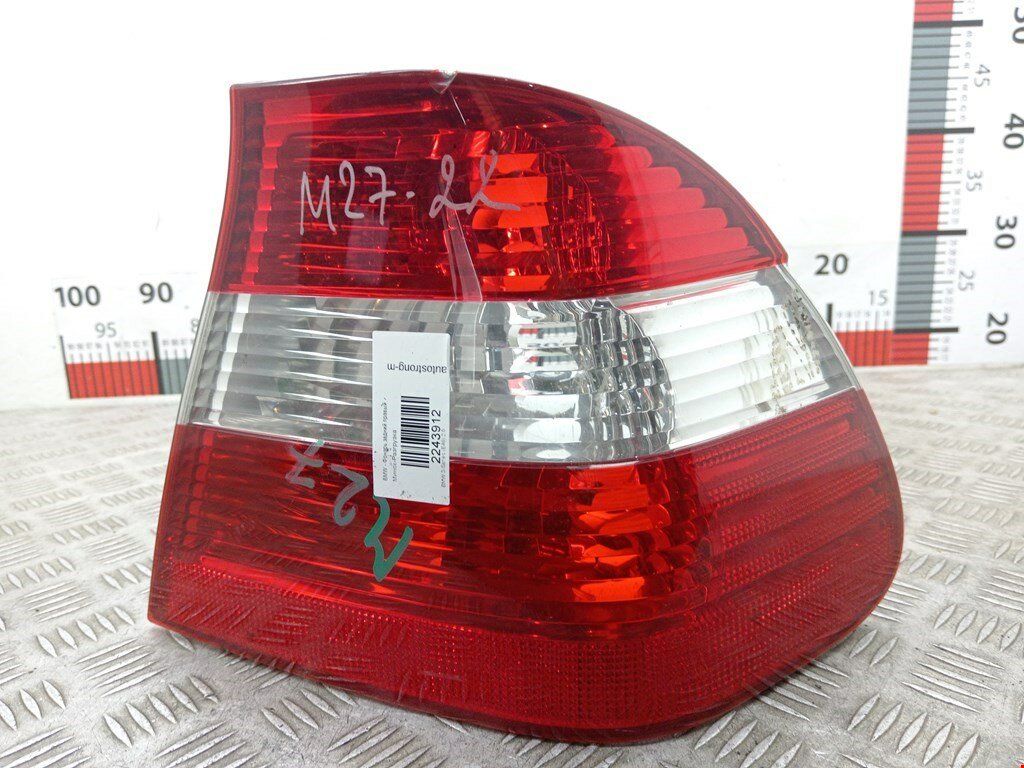 Фонарь задний правый BMW 3-Series (E46) 63216946536 арт. 2243912