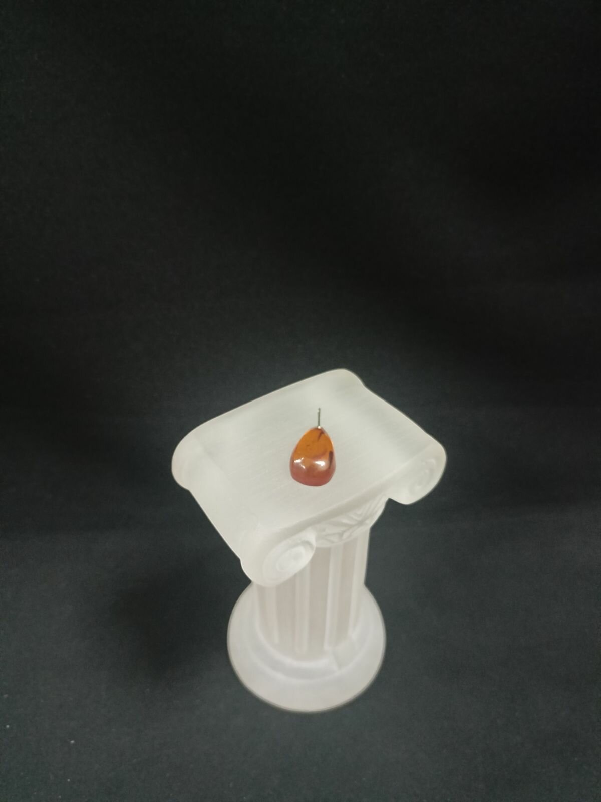 Советский янтарный кулон, подвеска для колье, сделано в СССР.