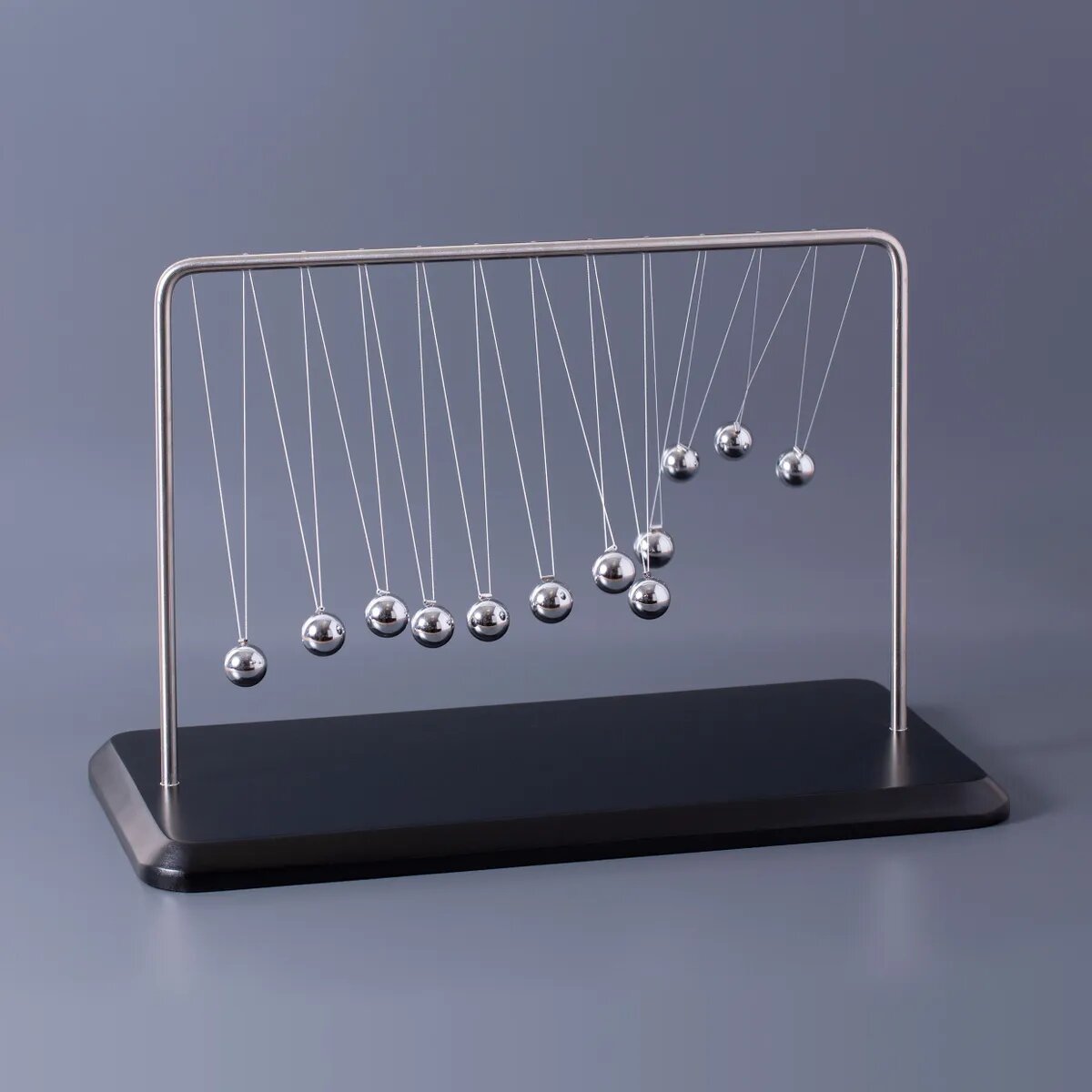 Маятник-антистресс