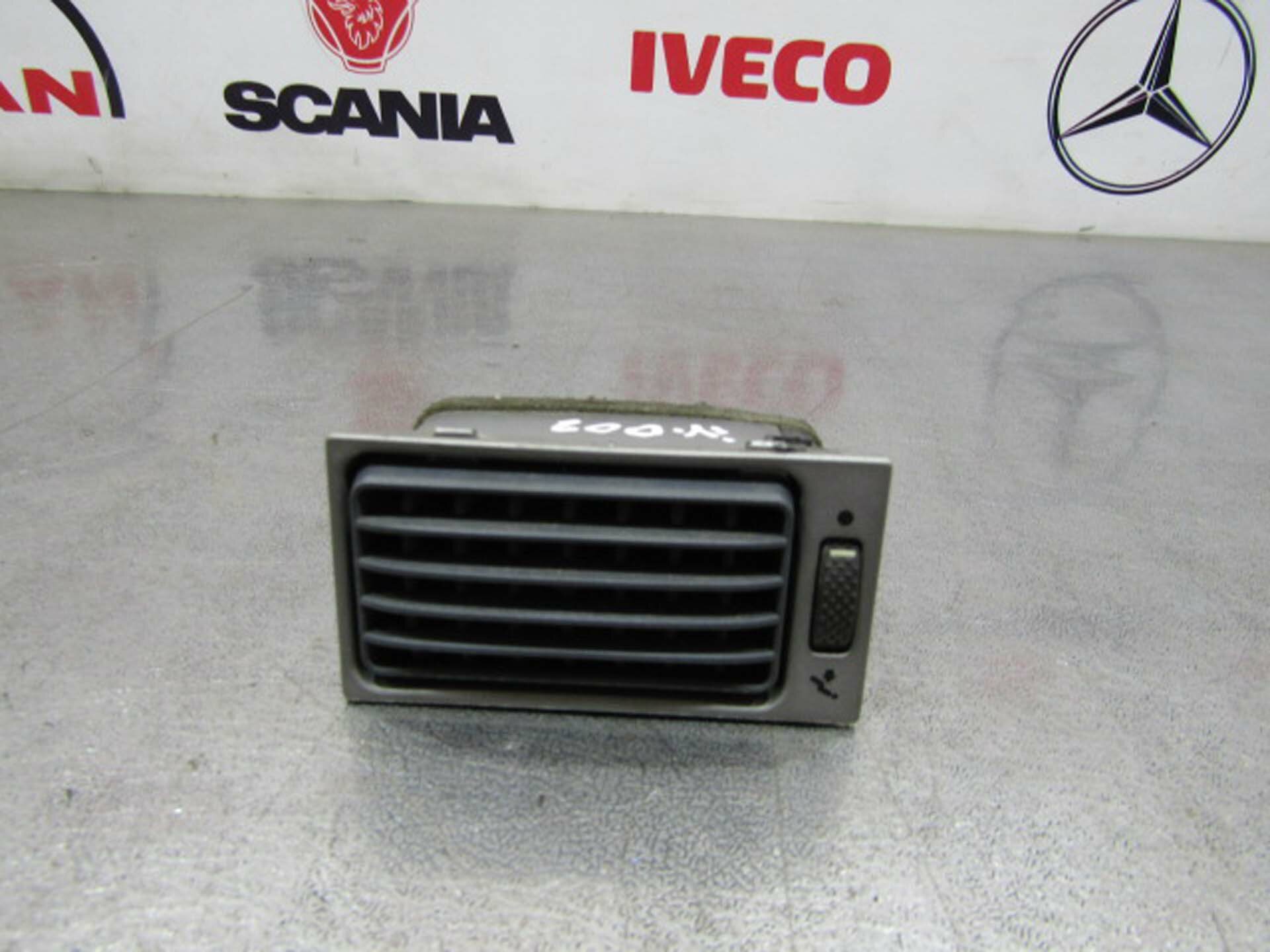 Дефлектор воздушный Iveco Stralis