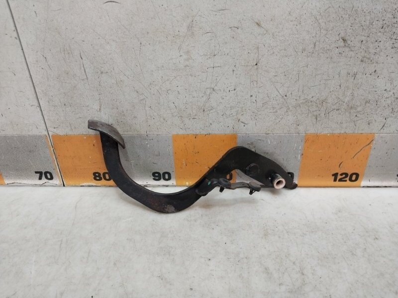 Б/У Педаль сцепления Ford Focus 2003 1 435520 FORD арт. 1226106