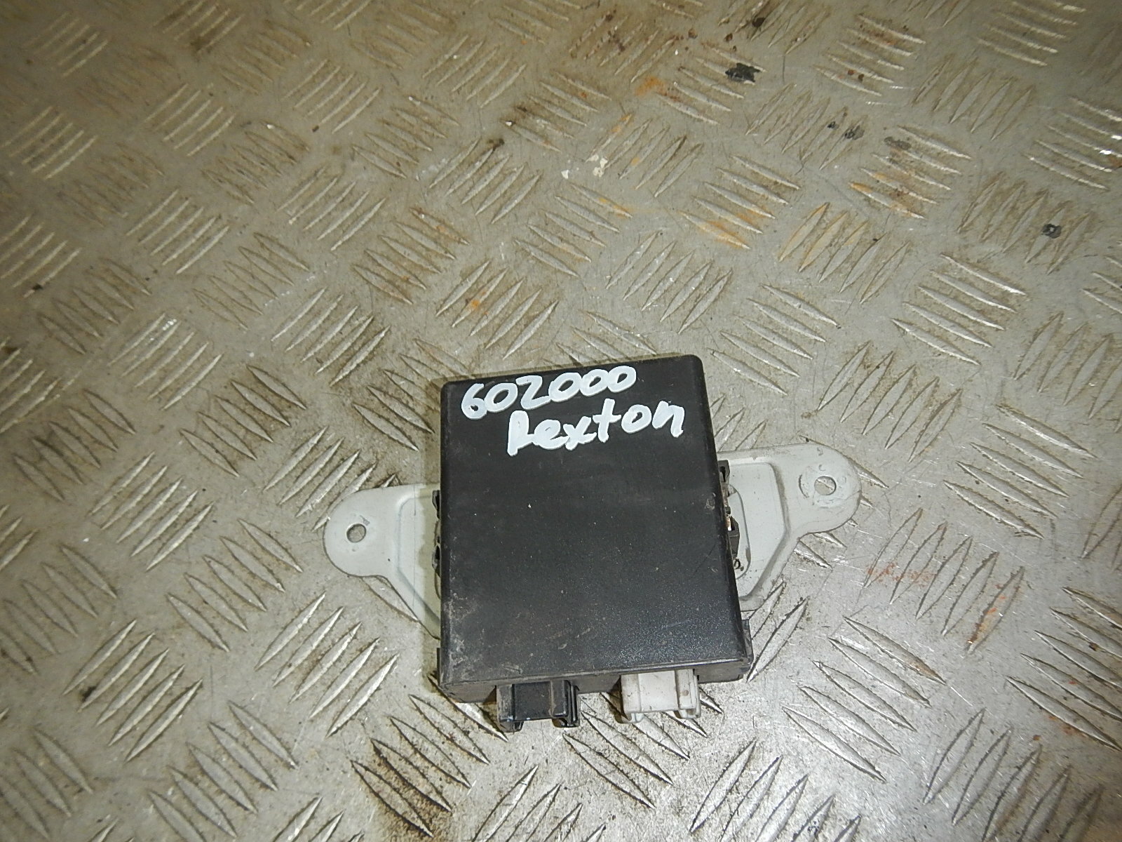 Б/У Реле стеклоочистителей, SsangYong (Сангйонг)-REXTON II (07-) SSANGYONG REXTON II (07-) Без видимых повреждений. 6020...