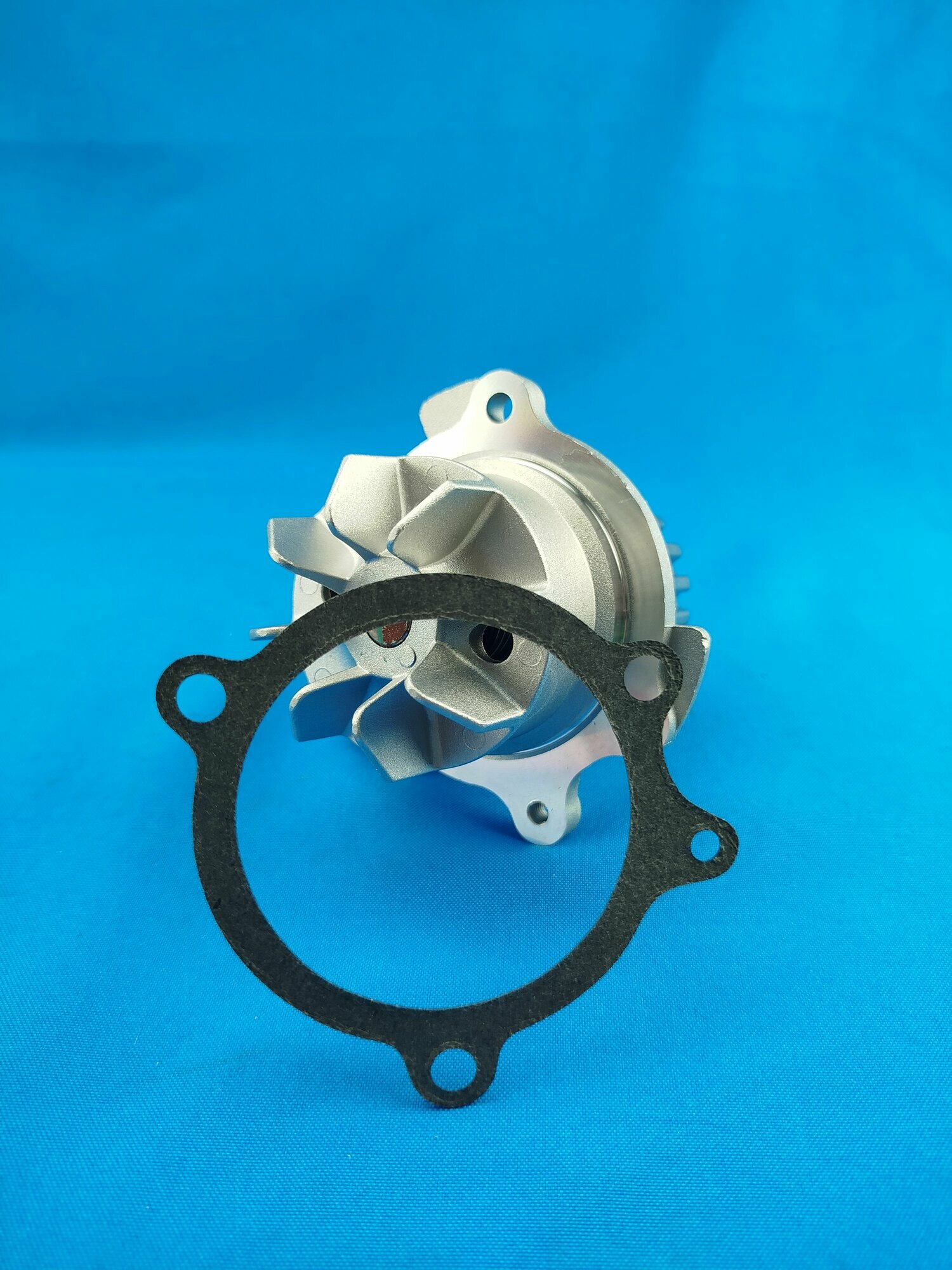 Помпа "БРТ" для автомобилей ВАЗ 2110-12 16кл.