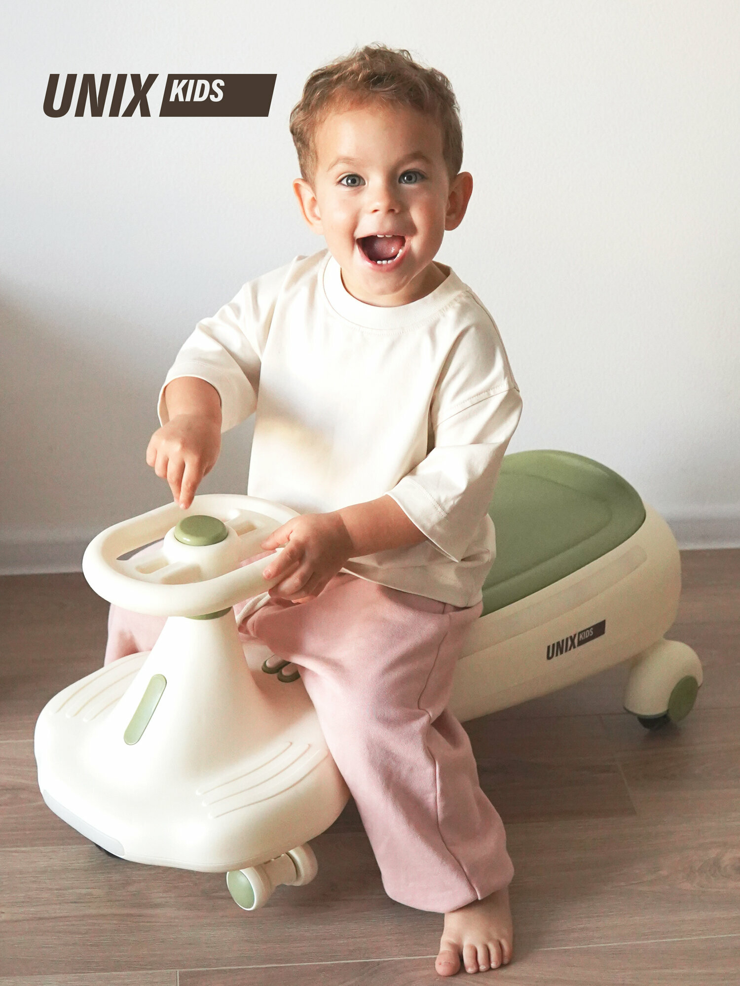 Машина - толокар UNIX Kids Bibicar V2 каталка для мальчиков и девочек, музыкальный, с подсветкой, для дома и улицы