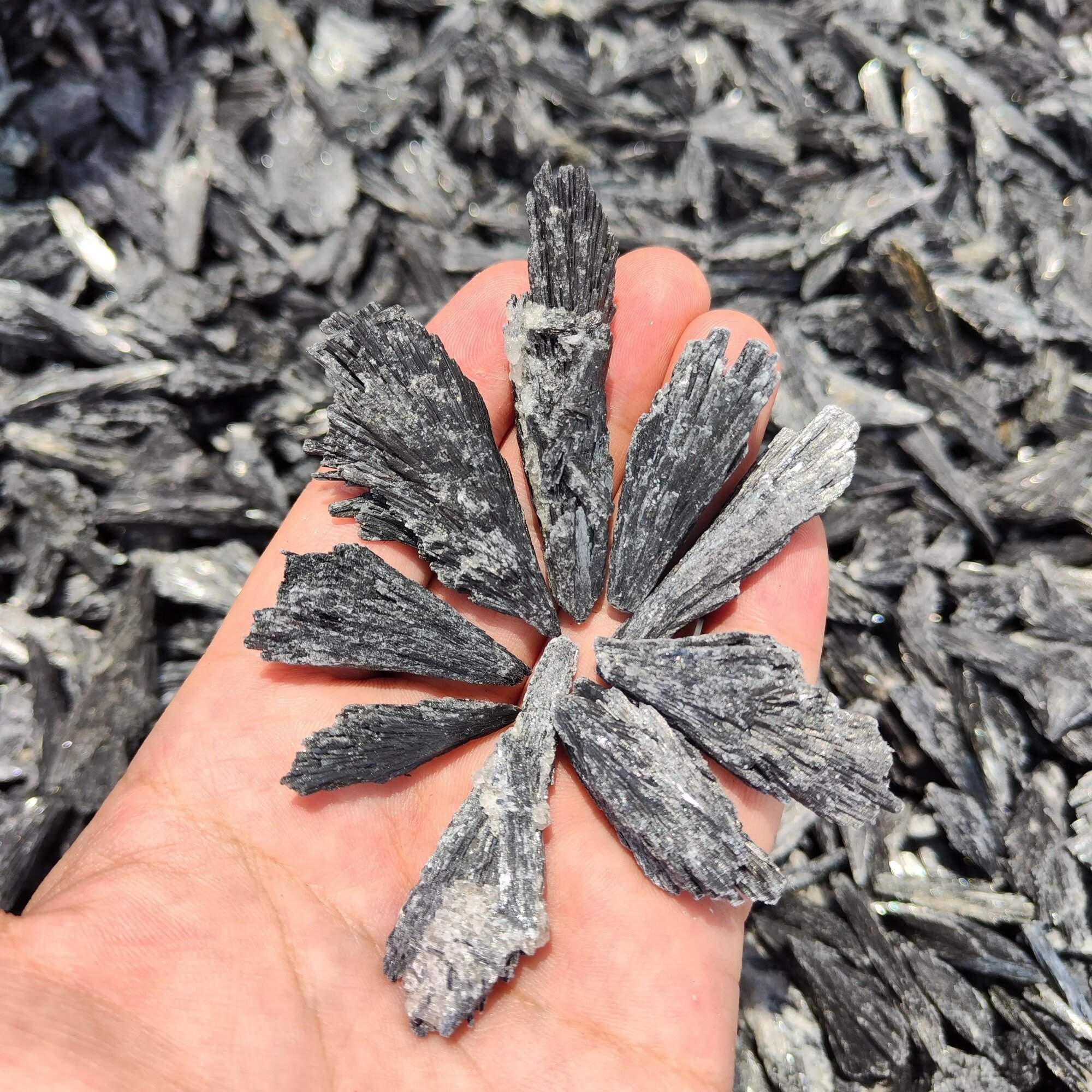 Качественный Черный Кианит, Необработанный Драгоценный Камень, 50 Г/100 Г/200 Г Для Изготовления Ювелирных Изделий