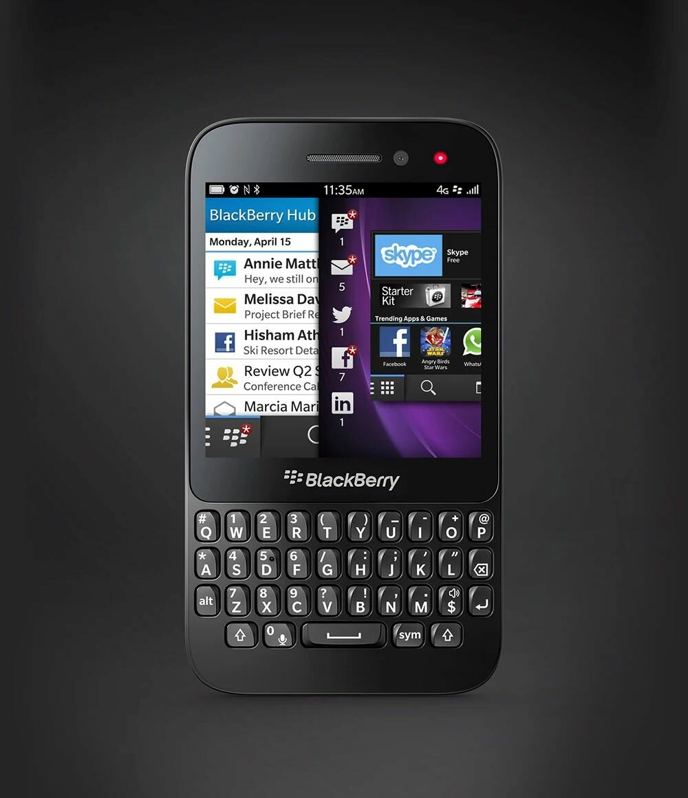 Мобильный телефон Blackberry Q5, черный
