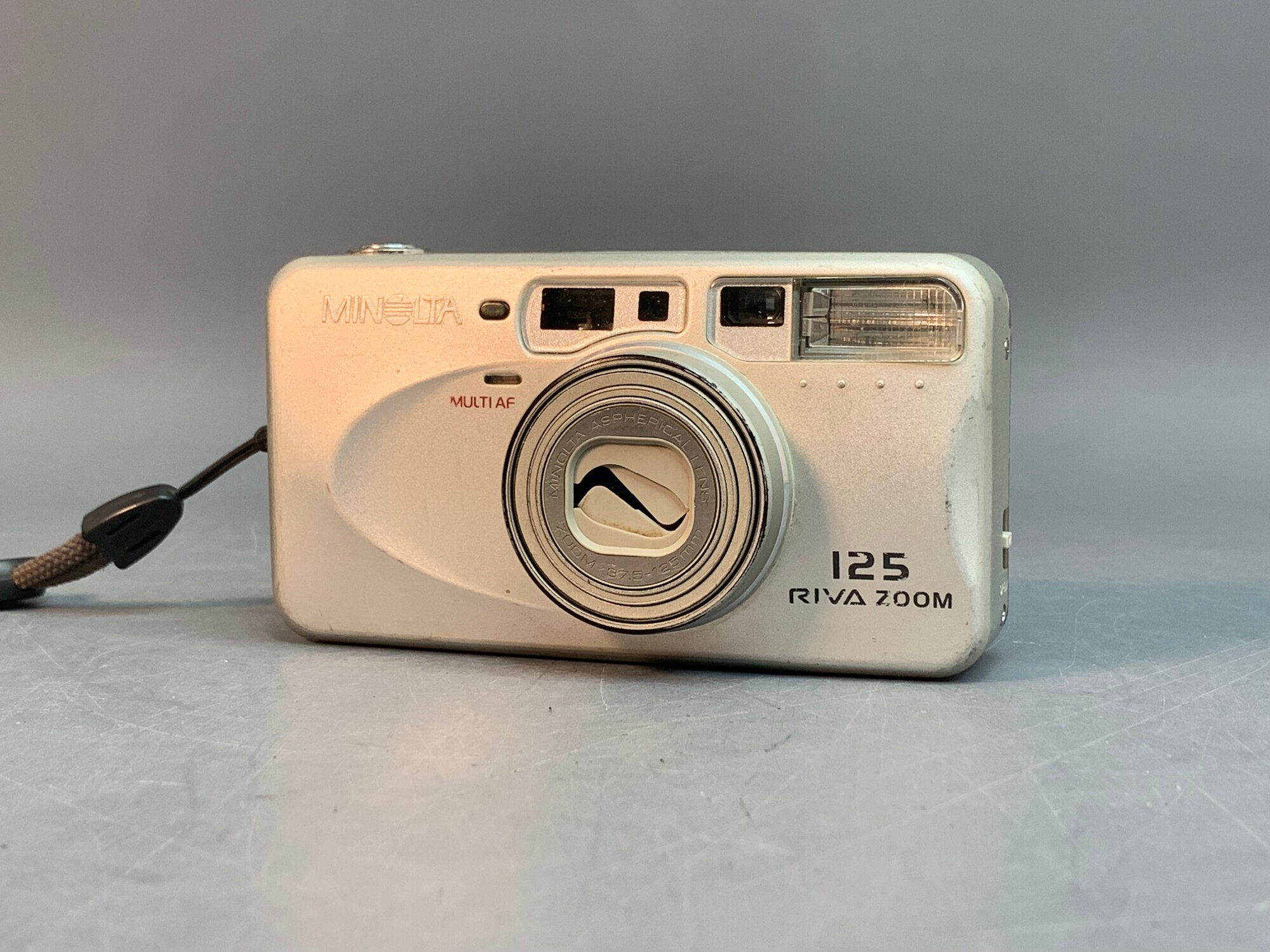 Minolta Riva Zoom 125