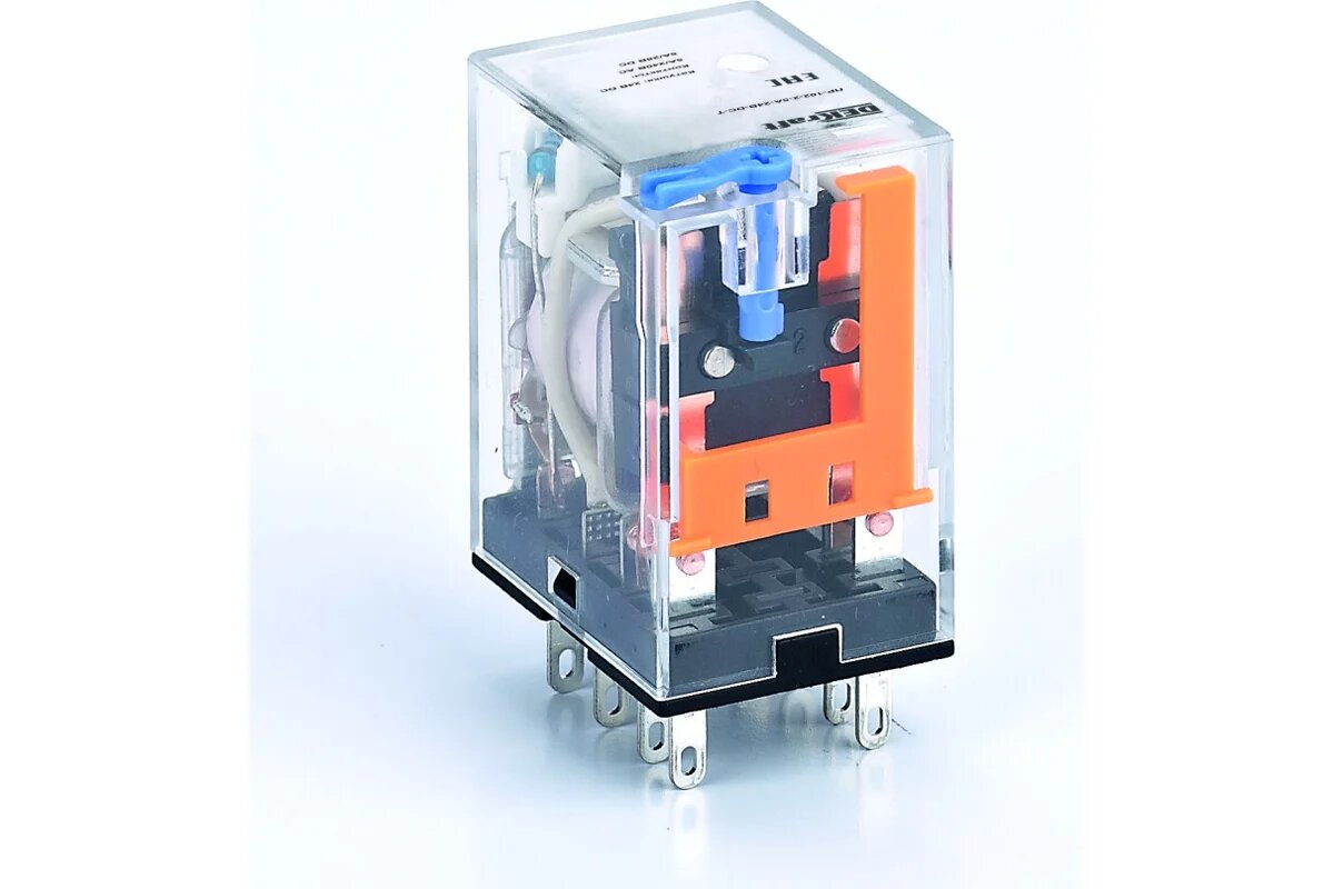 DEKraft Промежуточное реле 2 контакта с LED индикатором и функцией TEST 5А 220В DC ПР-102