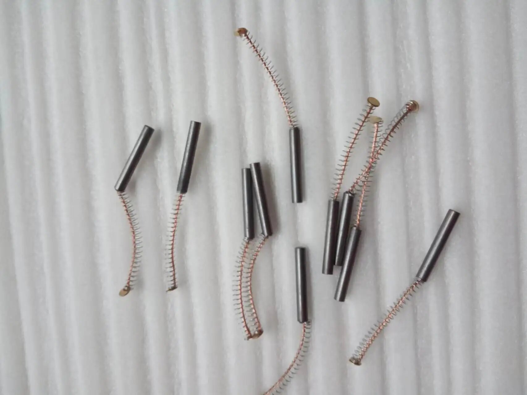 10 шт. Угольные щетки для перфоратора 6X35MM with copper