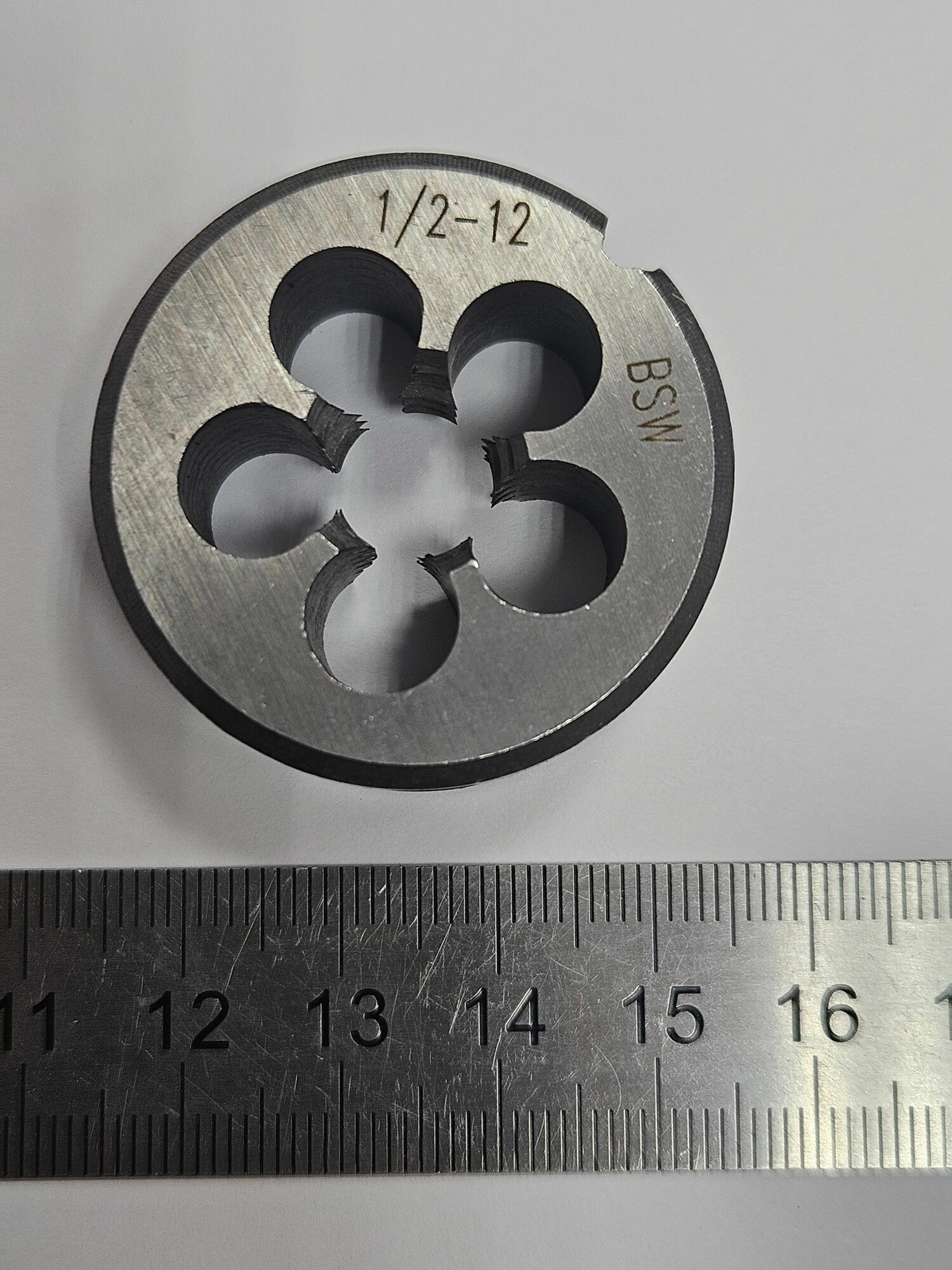 Плашка дюймовая BSW 1/2 - 12 ниток/дюйм, резьба Витворта 55 градусов